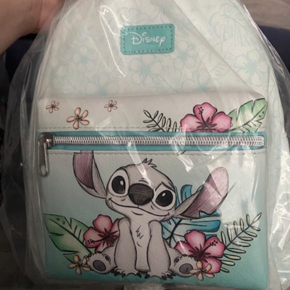 Loungefly | Bags | Nwt Loungefly Disney Lilo Stitch Hibiscus Sketch ...